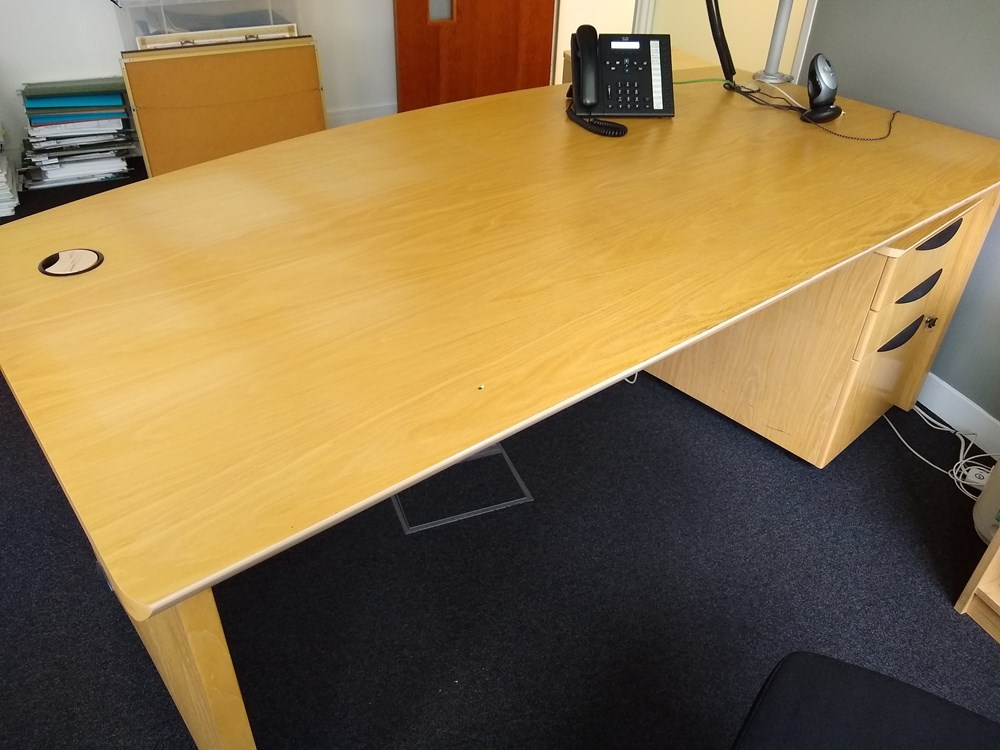 Office Desk - available on Warp It, reuse surplus assets within your ...