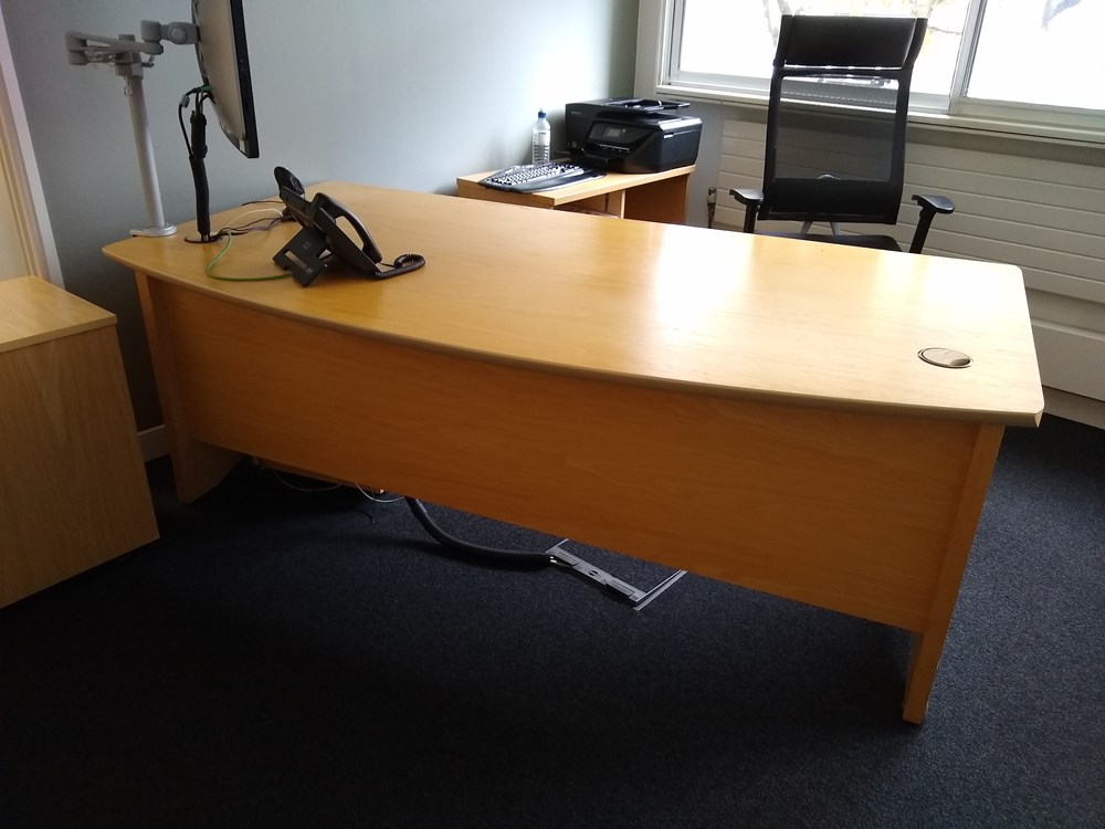 Office Desk - available on Warp It, reuse surplus assets within your ...